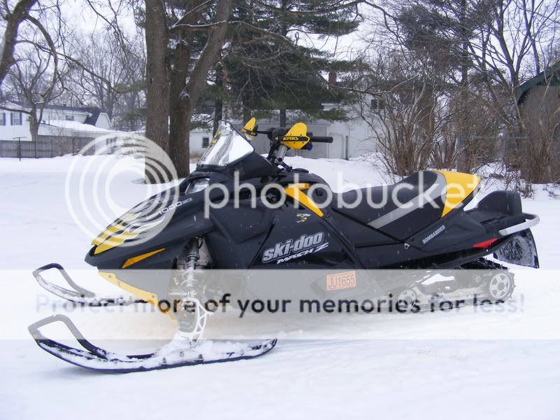befor and after pics of my 05 mach-z 1000 | Ski-Doo Snowmobiles Forum