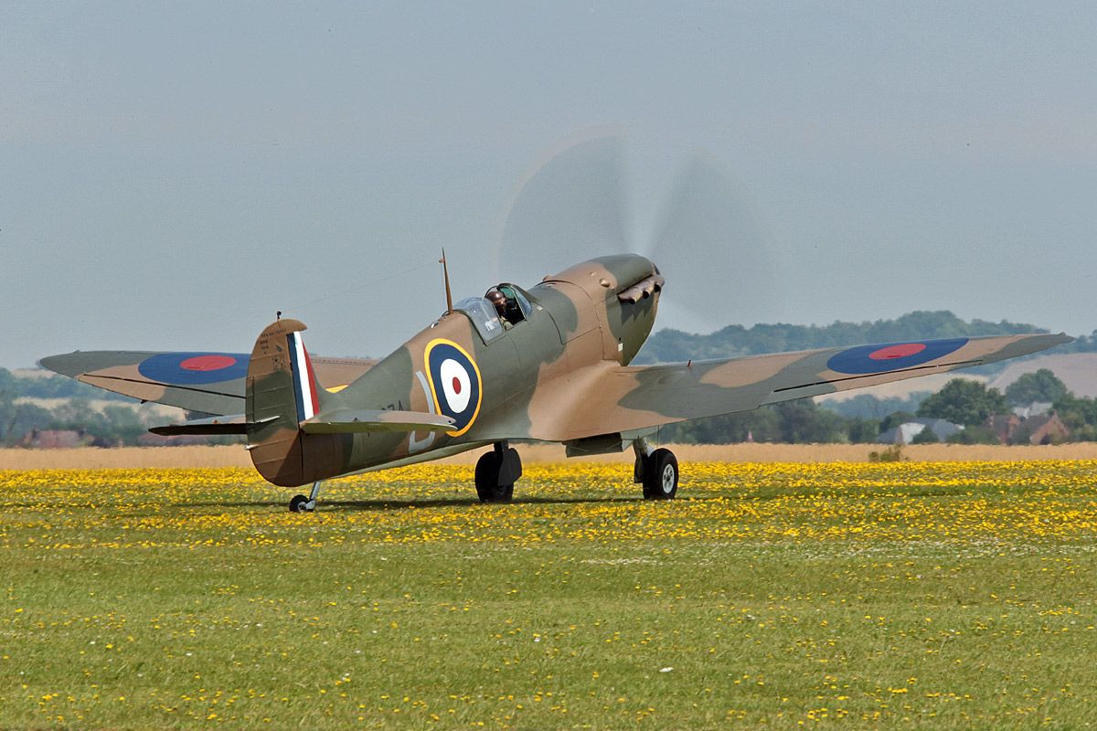 Post your Spitfire shots. - Page 4 - UK Airshow Review Forums