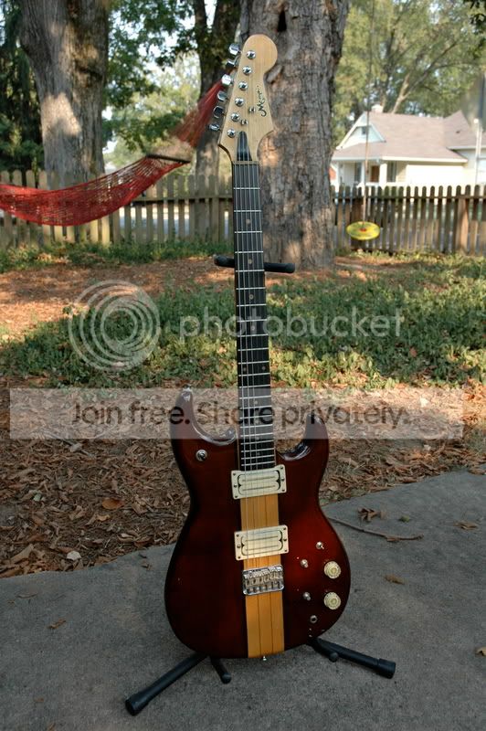 Memphis MG-300 - Electric Guitars - Harmony Central